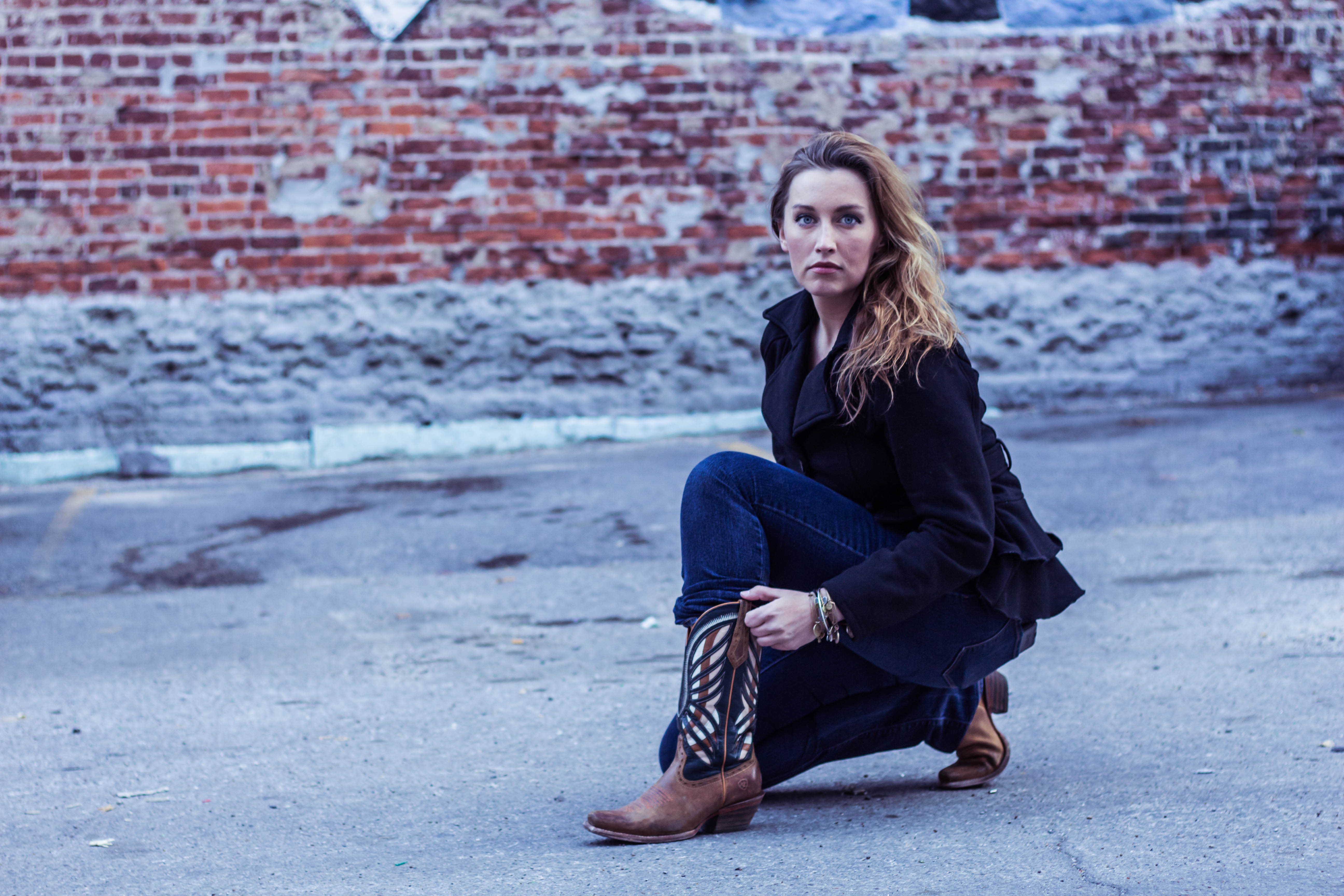 Driven singer songwriter Carly Rogers talks about her young career ...