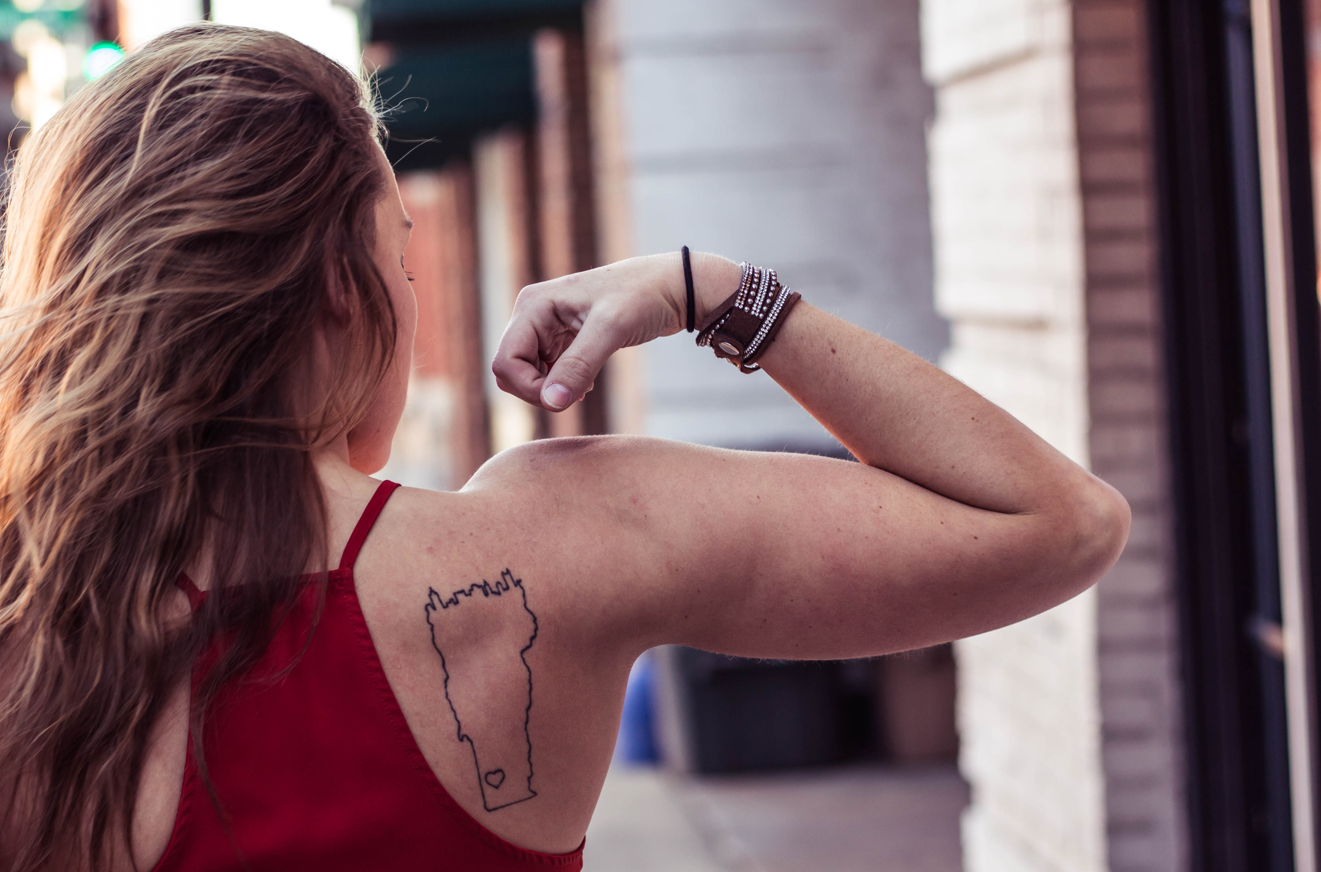 Driven singer songwriter Carly Rogers talks about her young career ...