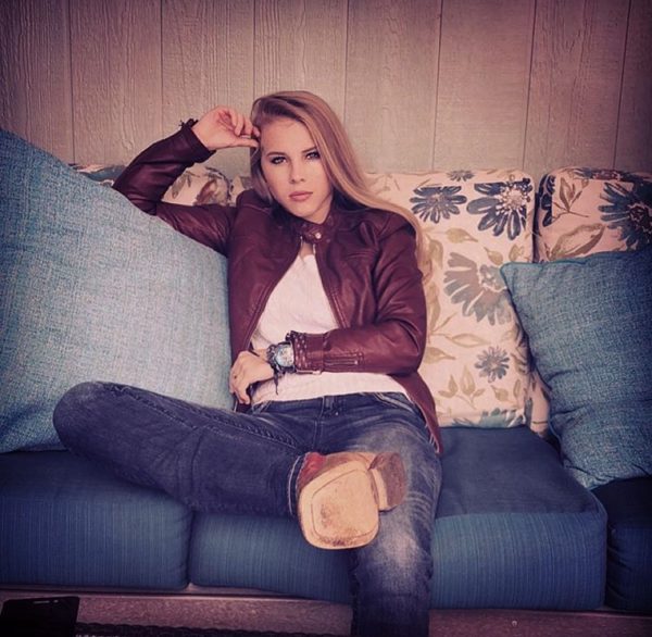 Katie Noel Reveals Her Traditional Side in “I Sing Better When I’m ...