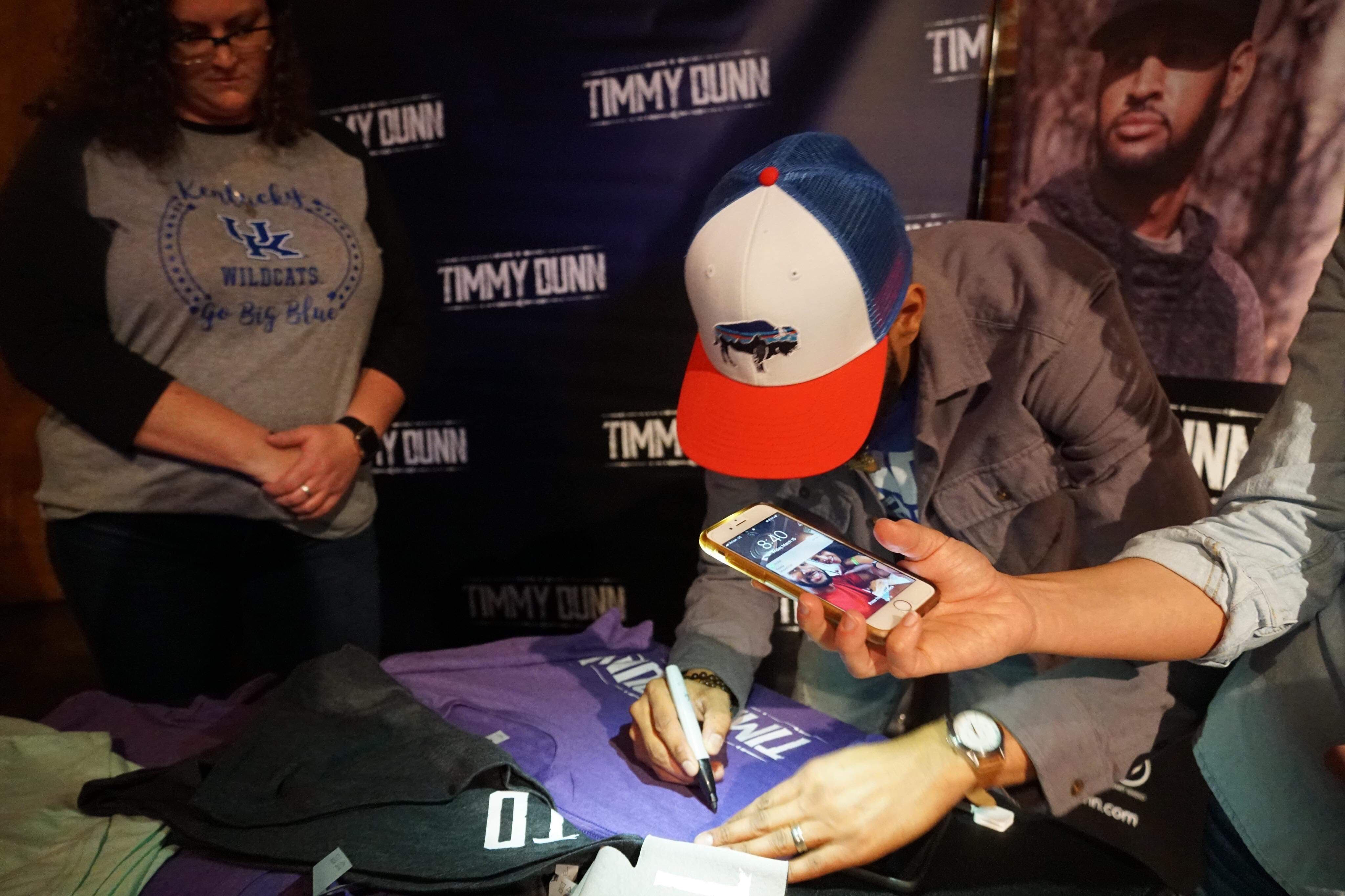 Meet Timmy Dunn and check out some shots of his recent show he played ...