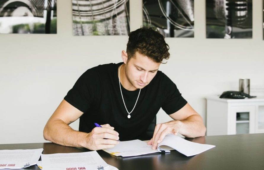 Sean Stemaly Inks Deal with Big Loud Records & Drops New Single ...