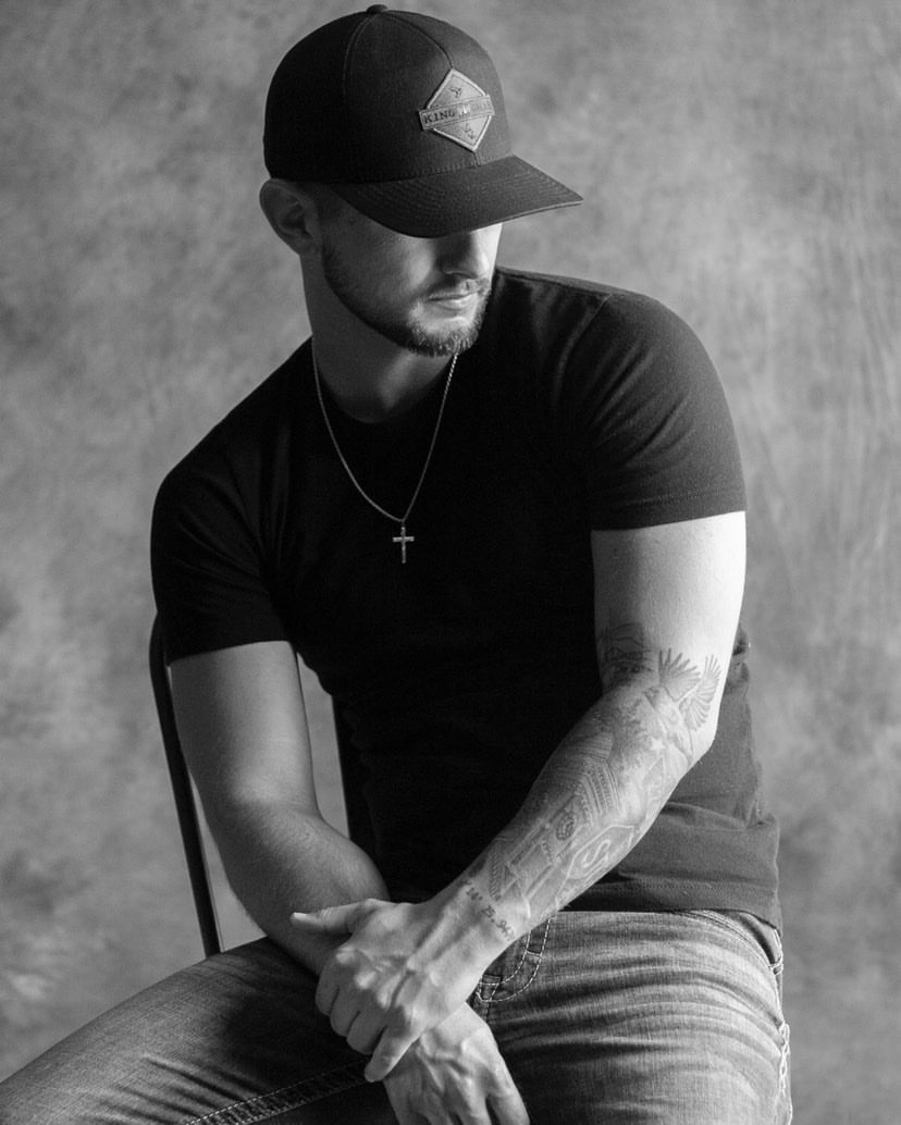 Dustin Huff Releases New Single “Tonight I’m Drinking Whiskey” – Raised ...