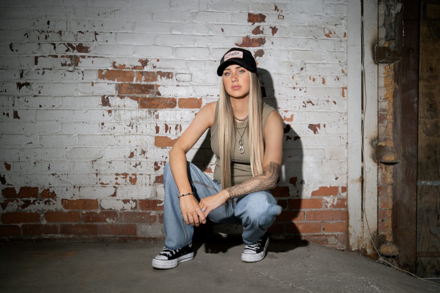 Alli Walker Steps Into Her Next Chapter with ‘Hung Up’ – Raised Rowdy